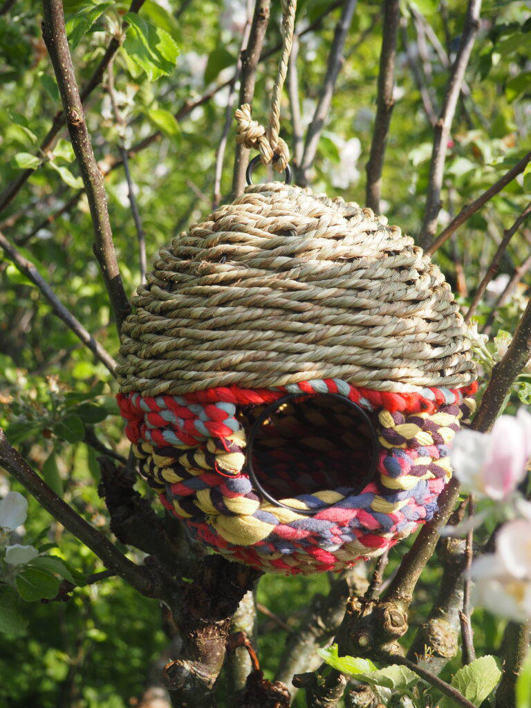 Munja And Reclaimed Sari Fabric Bird Nester - Jardinopia Ltd