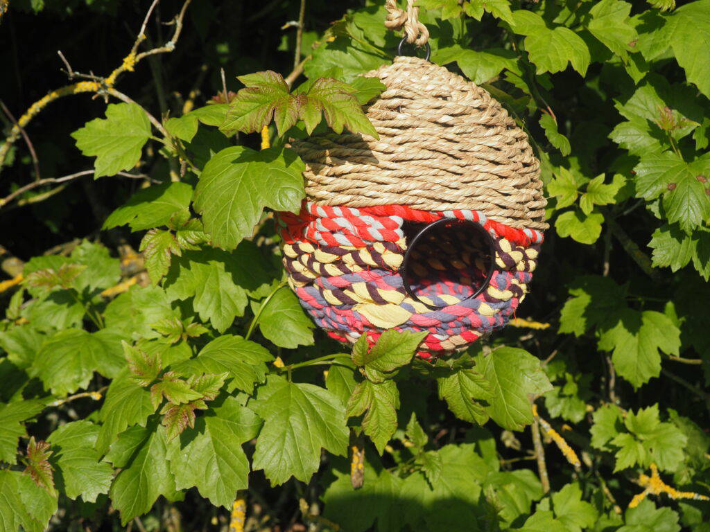 Munja And Reclaimed Sari Fabric Bird Nester - Jardinopia Ltd