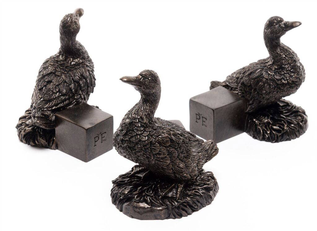 Aylesbury Duck Plant Pot Feet - Set of 3 - Jardinopia Ltd