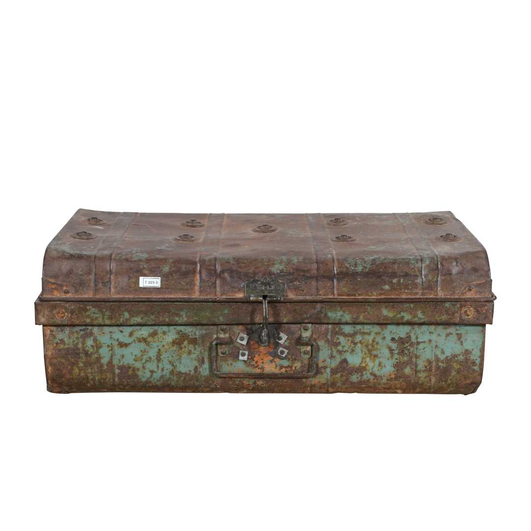 vintage verdigris green indian iron trunk - Jardinopia Ltd